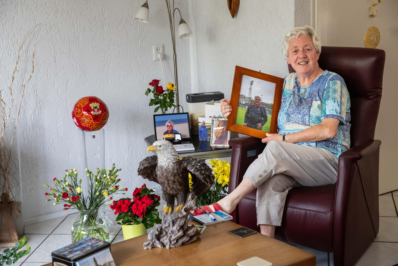 Go Ahead Eagles eert overleden vrijwilliger Dolf (75): ‘Hij was ...