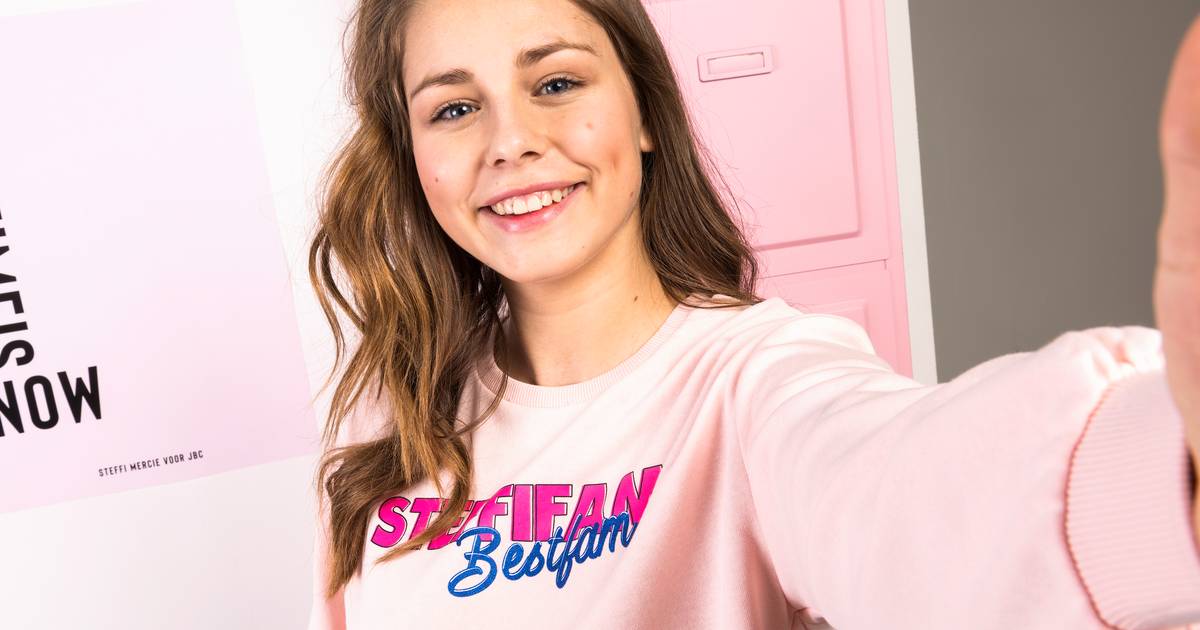 De lockdown van de 17-jarige TikTok-ster Steffi Mercie: “Ik besef wat ...