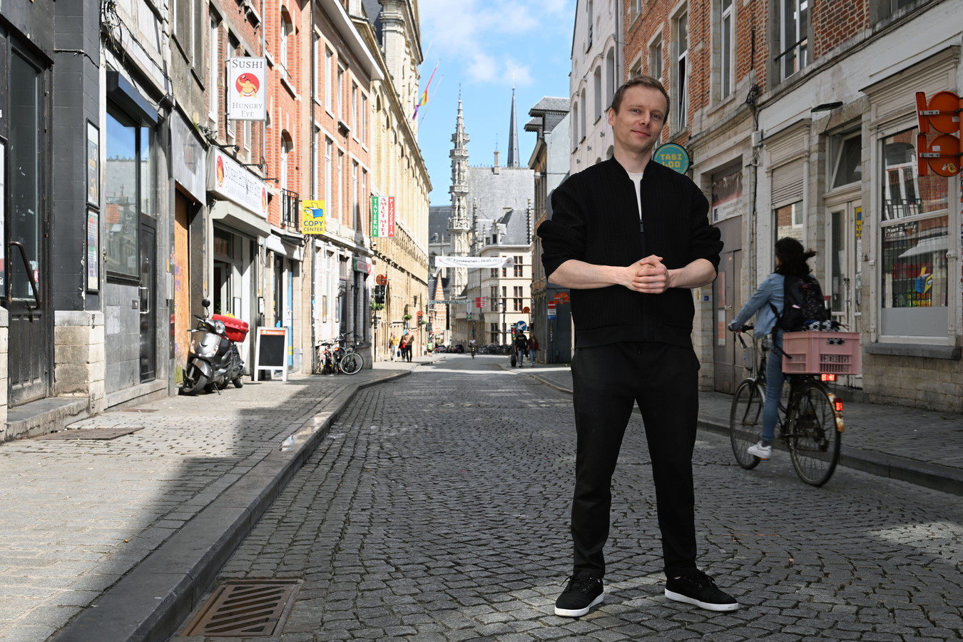 Goochelaar Nicholas komt met voorstelling naar Herzele | Foto | hln.be