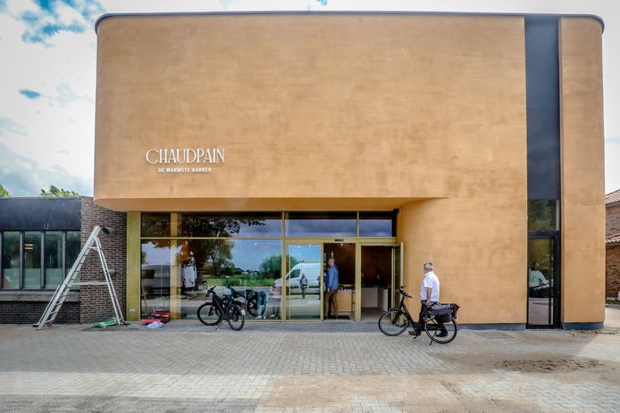 NET OPEN. Bakkerij Chaudpain ruilt Sijsele in voor ruimer pand in ...