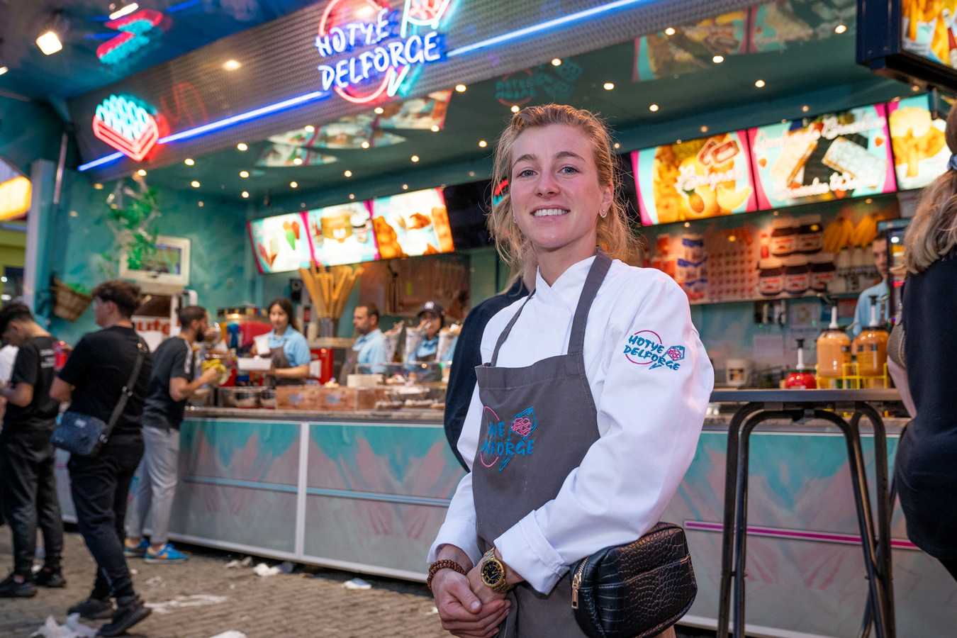 REPORTAGE. Met 18 kramen op de Sinksenfoor: voor kermisfamilie Delforge ...