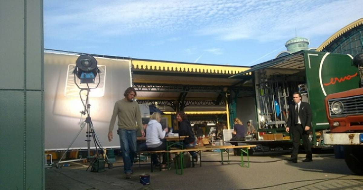 Opnamen voor reclame op NS-station | Den Bosch, Vught | bd.nl