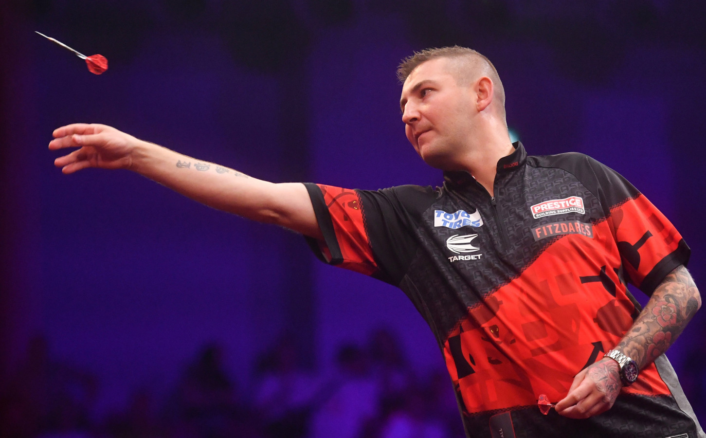 Nathan Aspinall vernedert Jonny Clayton in finale World Matchplay en ...
