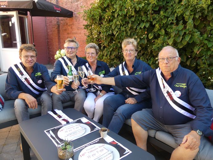 Hapje Tapje bestaat 10 jaar in Nevele: “Gezellige walking dinner van ...