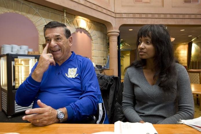 Westerhof is en blijft Igwe in Nigeria | Amateurvoetbal | gelderlander.nl