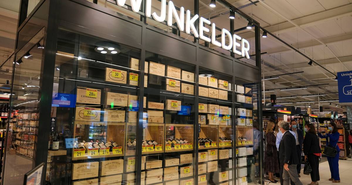 Stroompanne legt Hypermarkt Carrefour even stil: “Hoofdkantoor besliste ...
