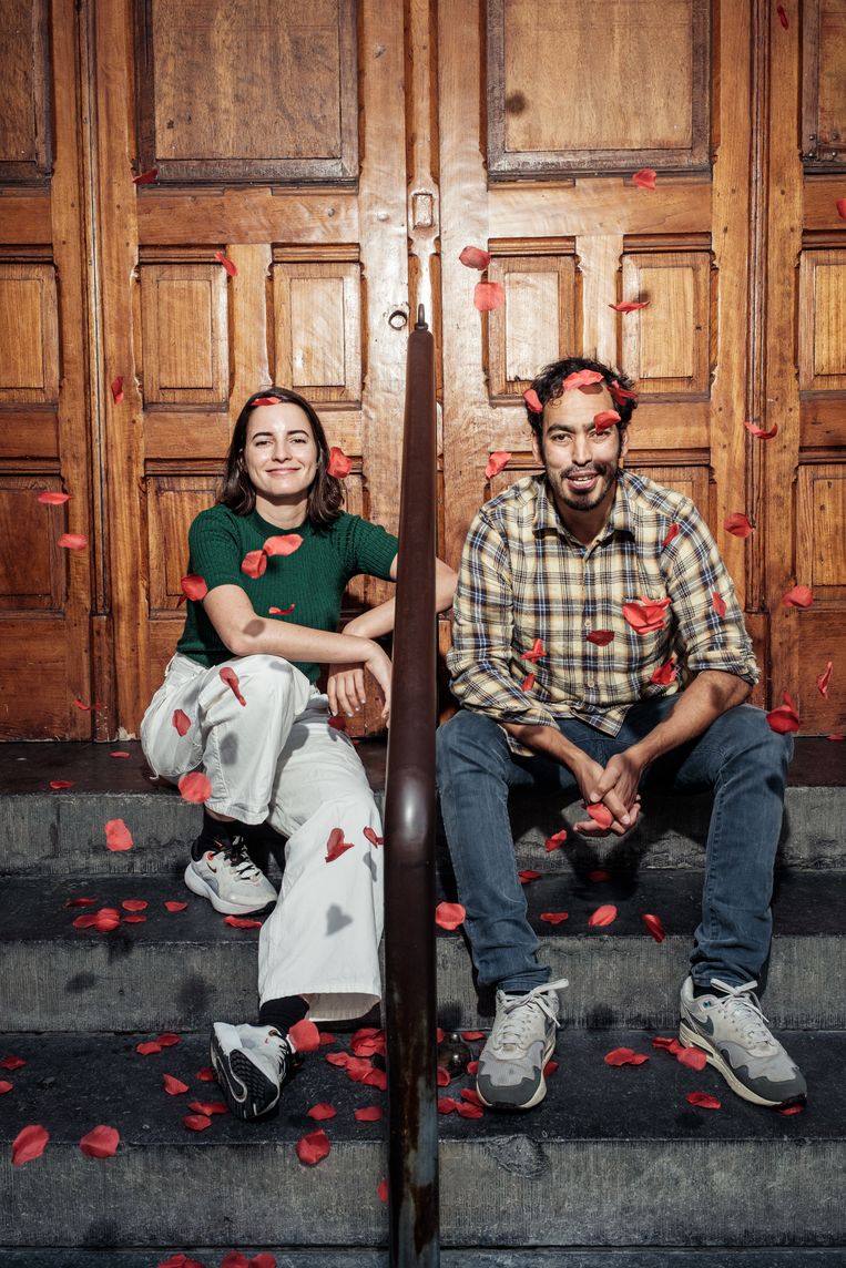 Johan Fretz en Juul op den Kamp laten zien hoe de sociaaldemocratie het ...