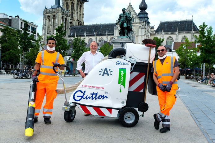 Nieuwe afvalzuigers maken werk van straatvegers lichter en efficiënter ...
