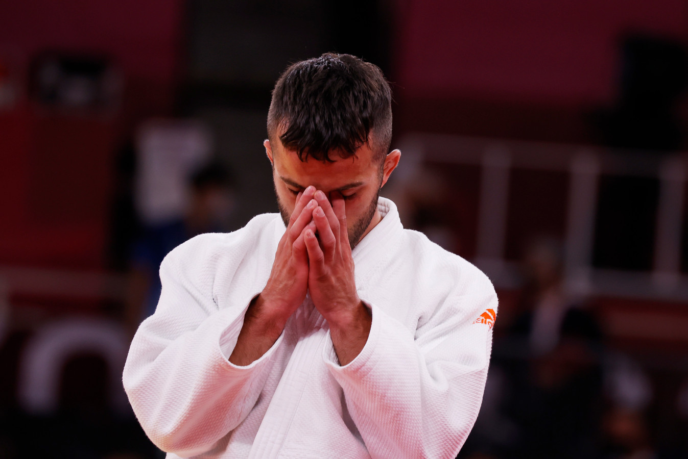 Verbouwereerde judoka Tornike Tsjakadoea gediskwalificeerd op WK | Foto ...