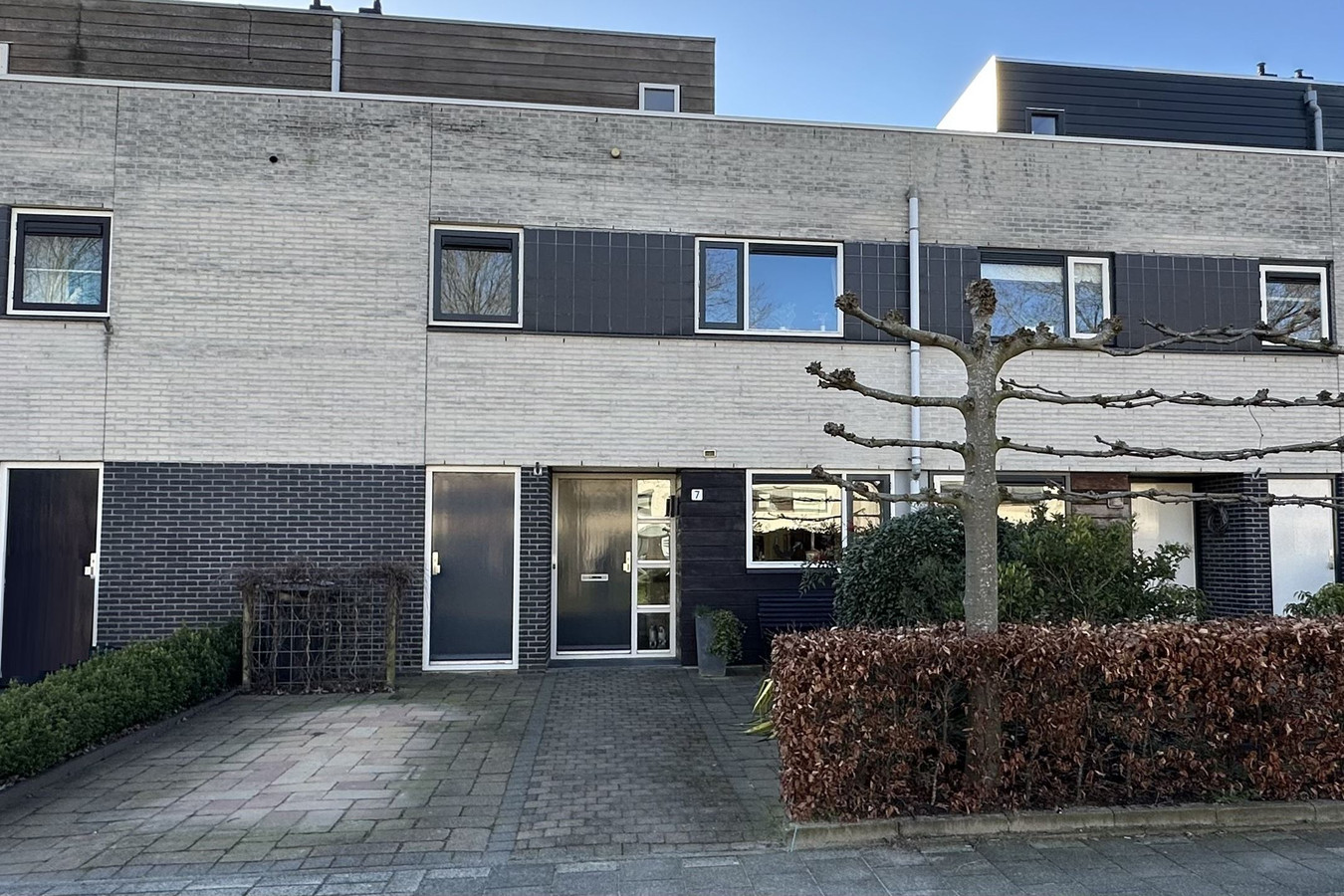 Een bijzonder gebouw op een ideale plek: de woning van Marjo staat te ...