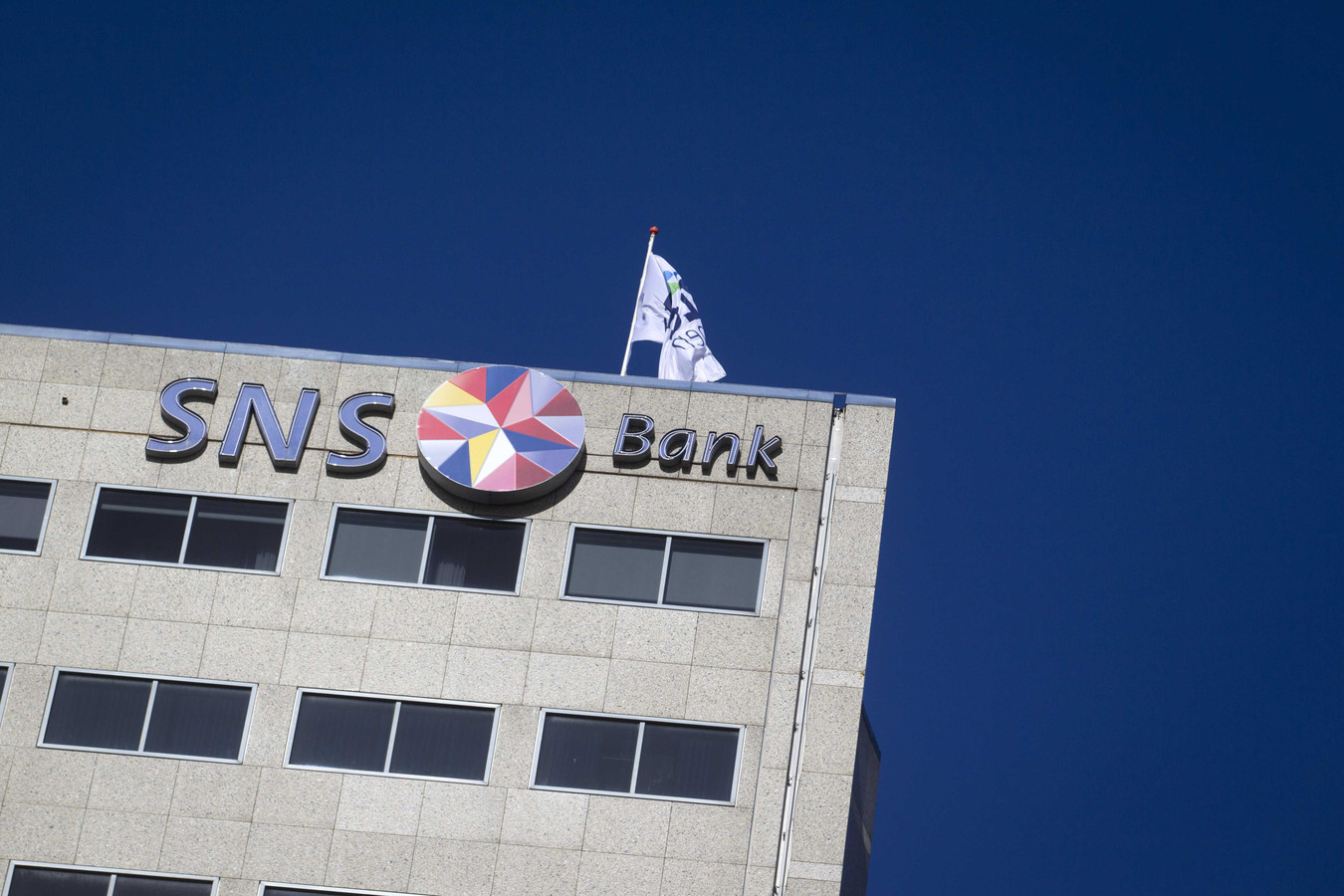 Storing bij SNS, ASN en Regiobank, klanten kunnen niet bij hun ...