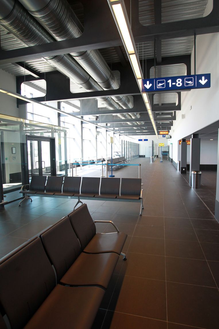 Luchthaven Charleroi opent vier nieuwe gates | De Morgen