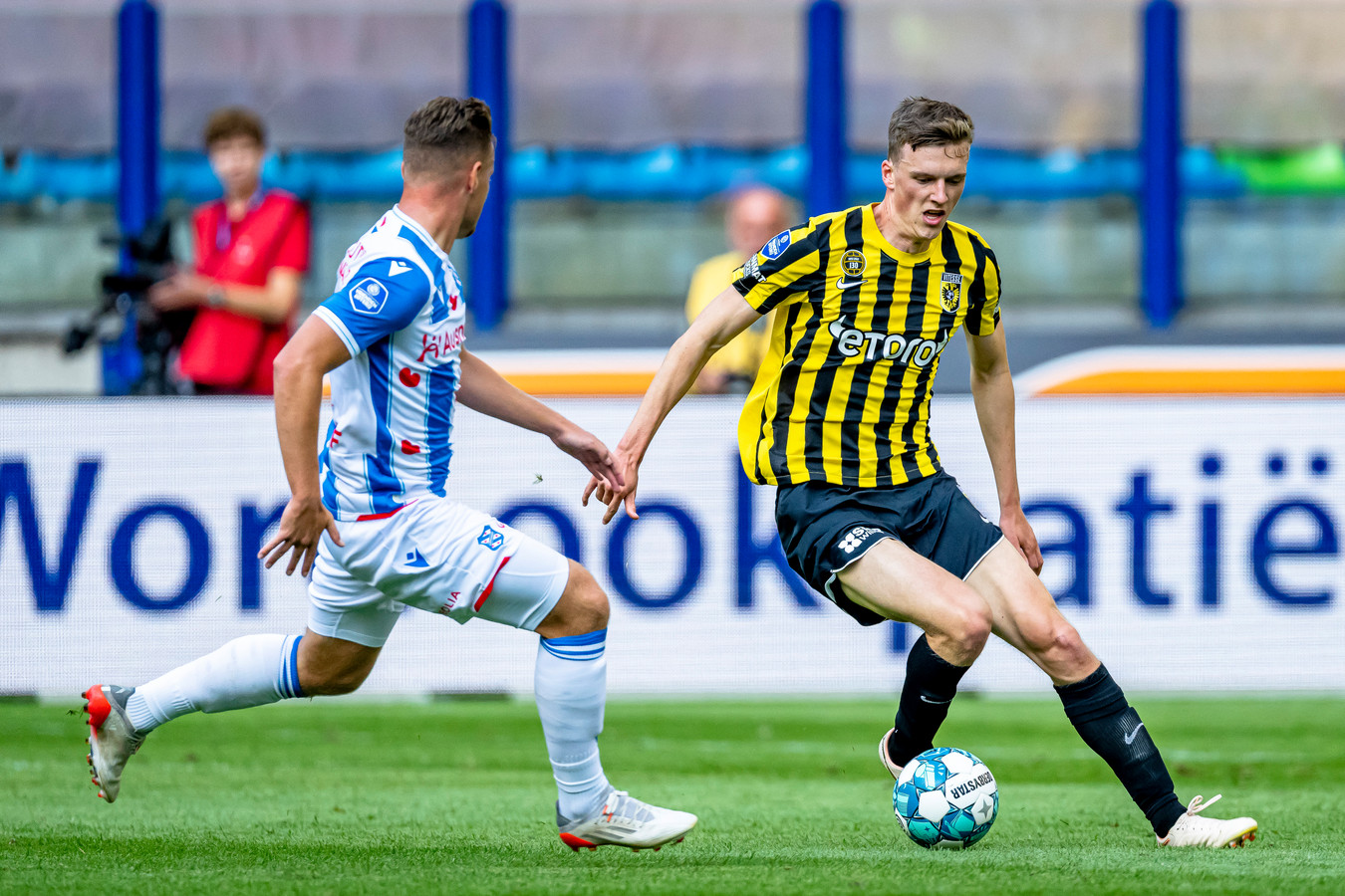 Vitesse verhuurt Daan Huisman aan VVV-Venlo | Foto | gelderlander.nl