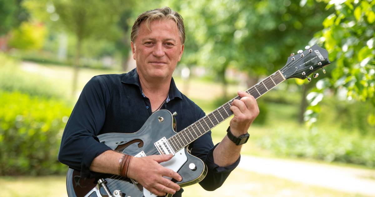 Zanger Twan Lijten huurt het Metropole Orkest in om zijn oude hit in ...