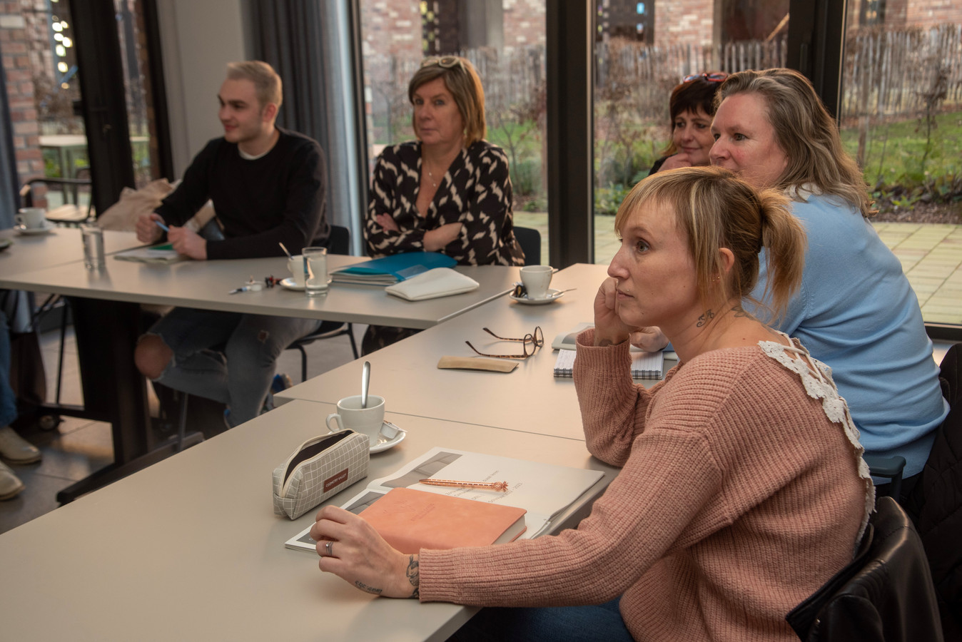 Primeur in Vlaanderen: Zorgband leidt keuken- en logistiek personeel op ...