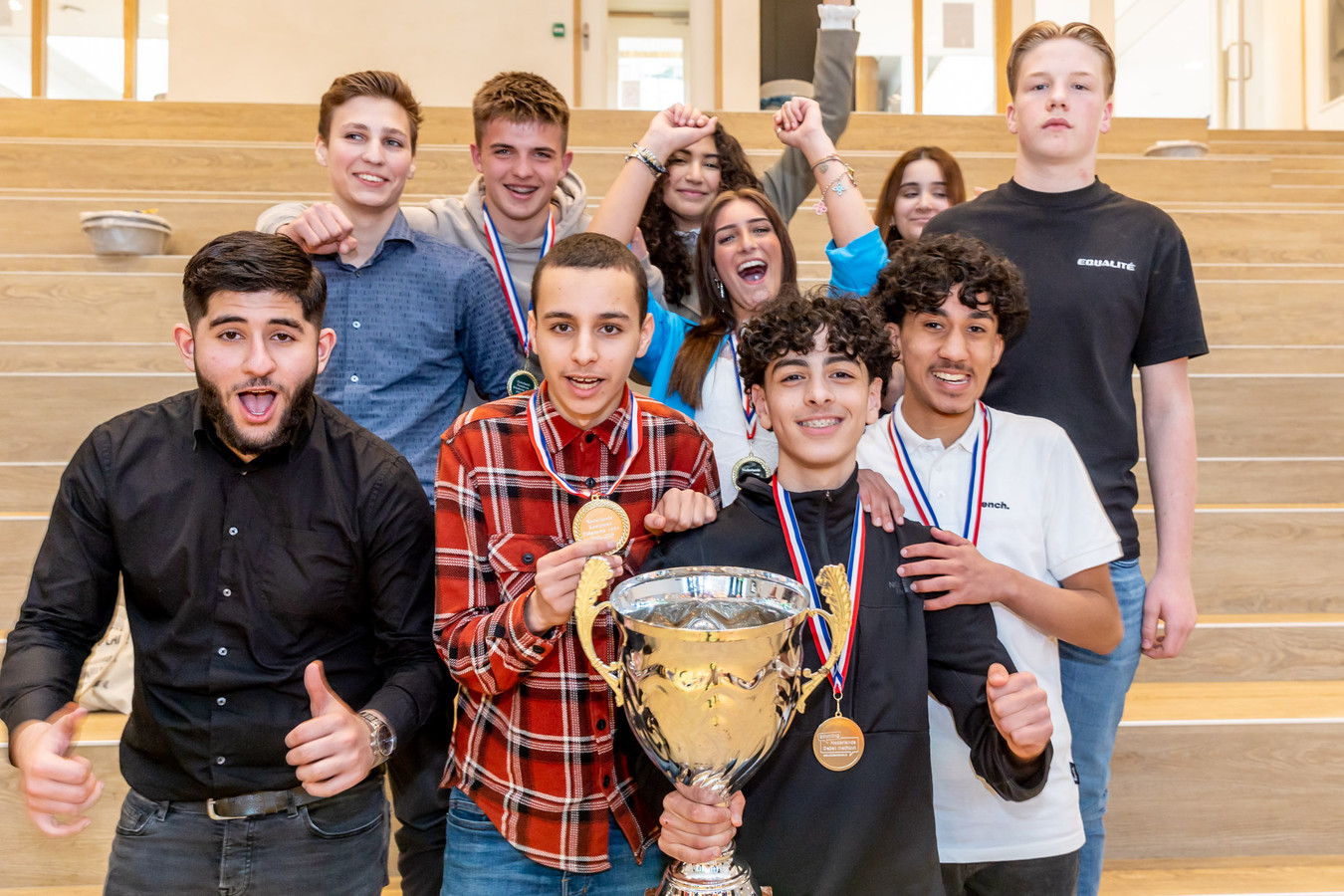 Haagse scholieren winnen NK Debatteren | Foto | AD.nl Haagse scholieren winnen NK Debatteren | Foto | AD.nl