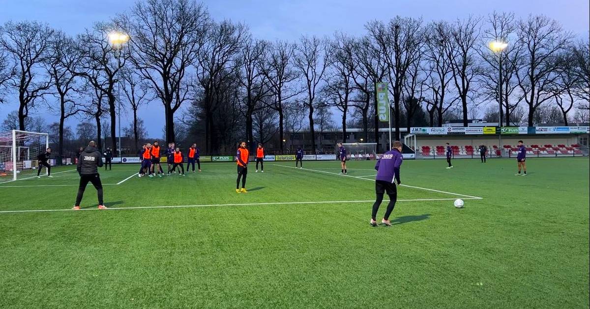 Het is aanpassen voor Go Ahead Eagles, al blijft de lach aanwezig: ‘Tot ...