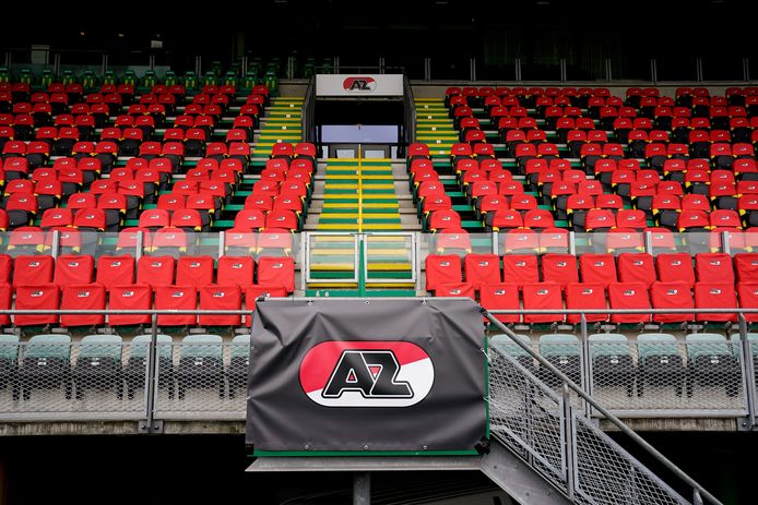 Foto's | Stadion ADO Den Haag wordt omgetoverd tot AZ-stadion ...