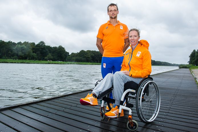 Roeier Corné de Koning met oude bekende naar Paralympics in Parijs; ‘Ik ...