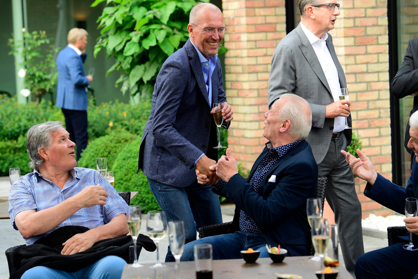 IN BEELD. Club Brugge brengt coryfeeën samen voor reünie oud-spelers ...