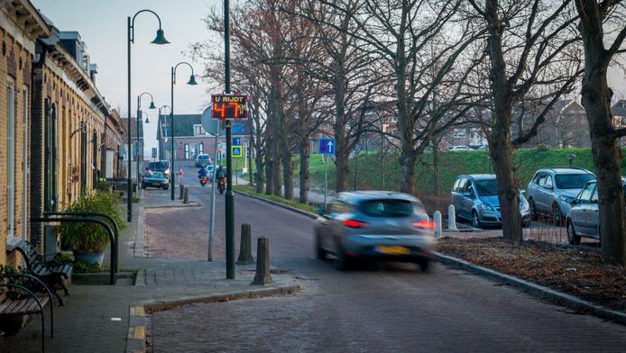 Kinderen schrijven bekeuring uit | Dordrecht | AD.nl