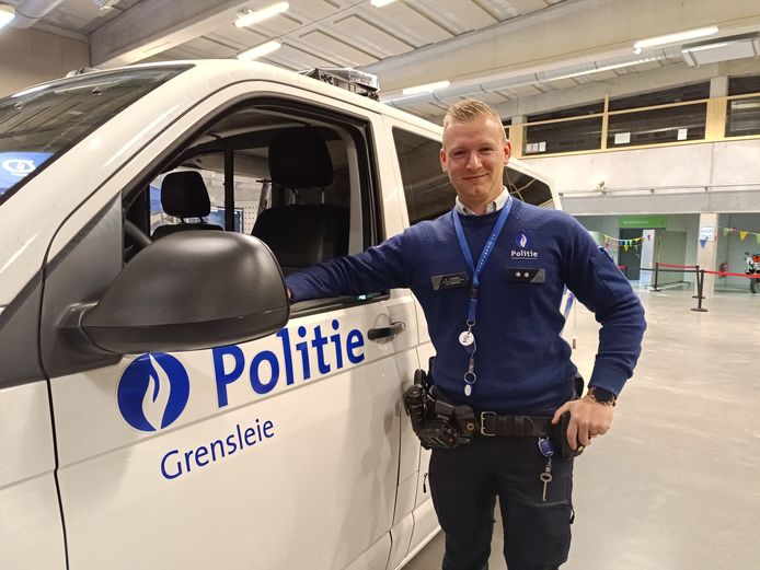 Stef (29) is eerste jeugdinspecteur bij politiezone Grensleie: “Band ...