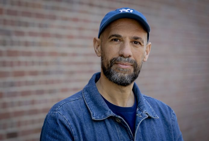 Abdelkader Benali is zesde schrijver die de Waalstad gaat vangen in een ...