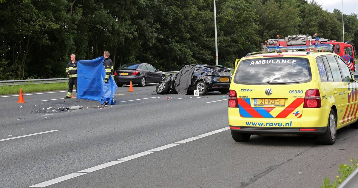 Ernstig ongeluk op A12: dode en gewonden | Utrecht | AD.nl