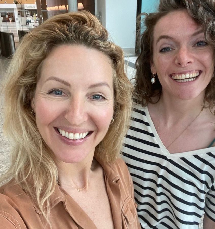 ‘Zijn vrienden zeiden: die blonde chick is met jou aan het flirten ...