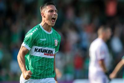 Italiaan Codutti heeft oma in Winschoten: Wie is de onbekende man of ...