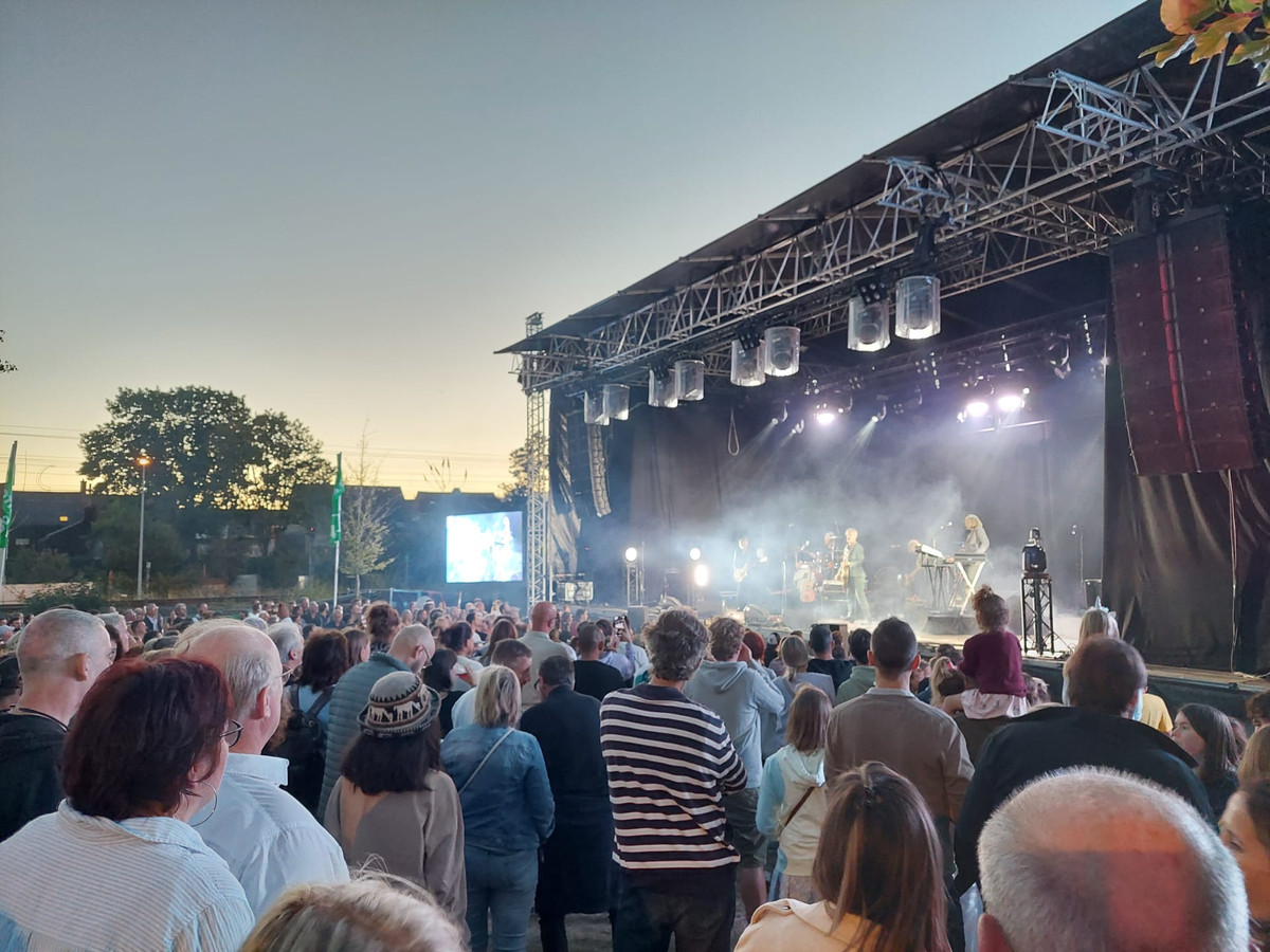 8.000 muziekliefhebbers nemen afscheid van de zomer op TRAX Festival ...