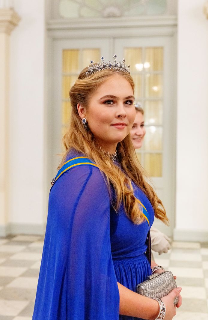 Amalia en Elisabeth debuteren op verjaardag Christian met deze ...