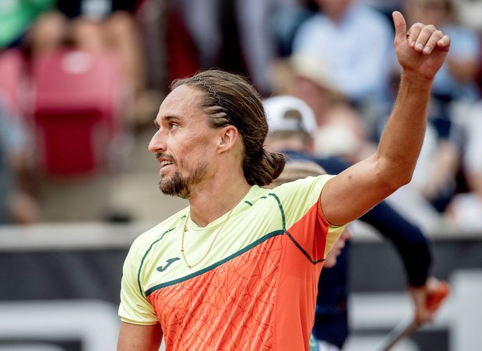 Dolgopolov appelle à “bannir la Russie” du monde du tennis: “Les ...