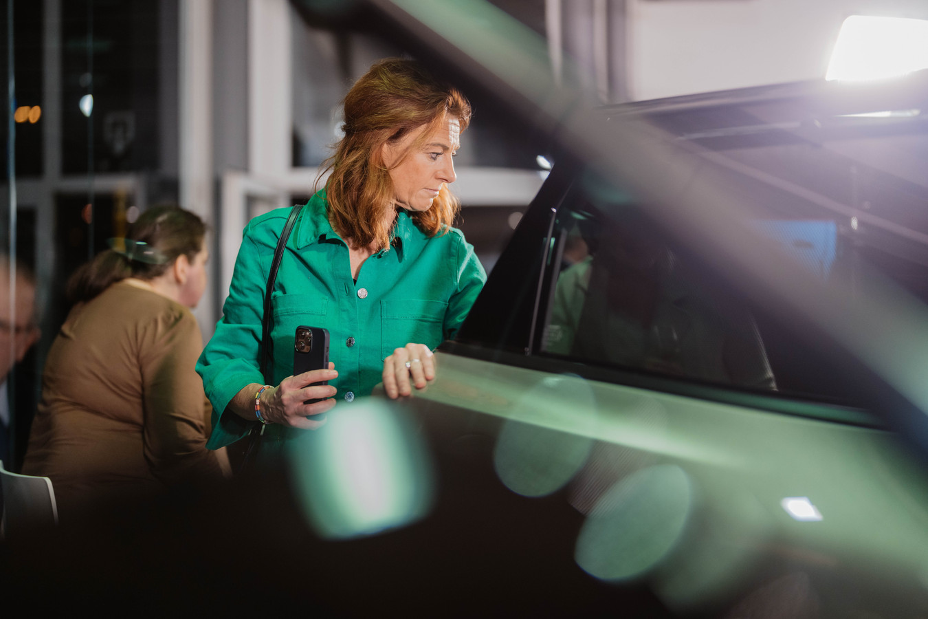 Bariseau Mottrie opent nieuwe showroom en neemt extra automerk Nissan ...