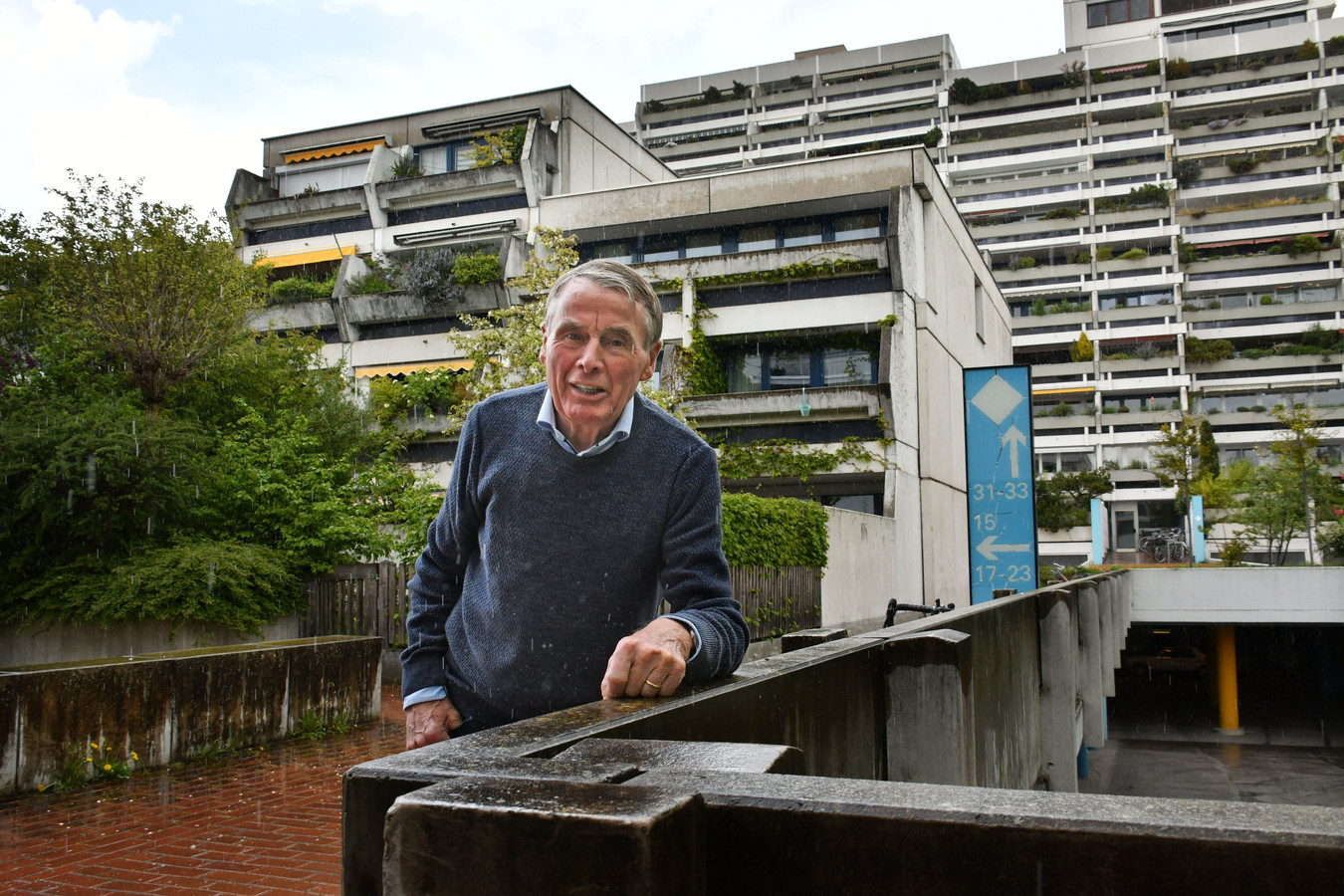 Bezoek aan plek van bloedbad grijpt Twentse olympisch kampioen aan ...
