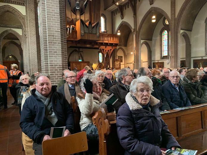 Oldenzaalse Marijke is bij herdenking Watersnoodramp uit naam van haar ...