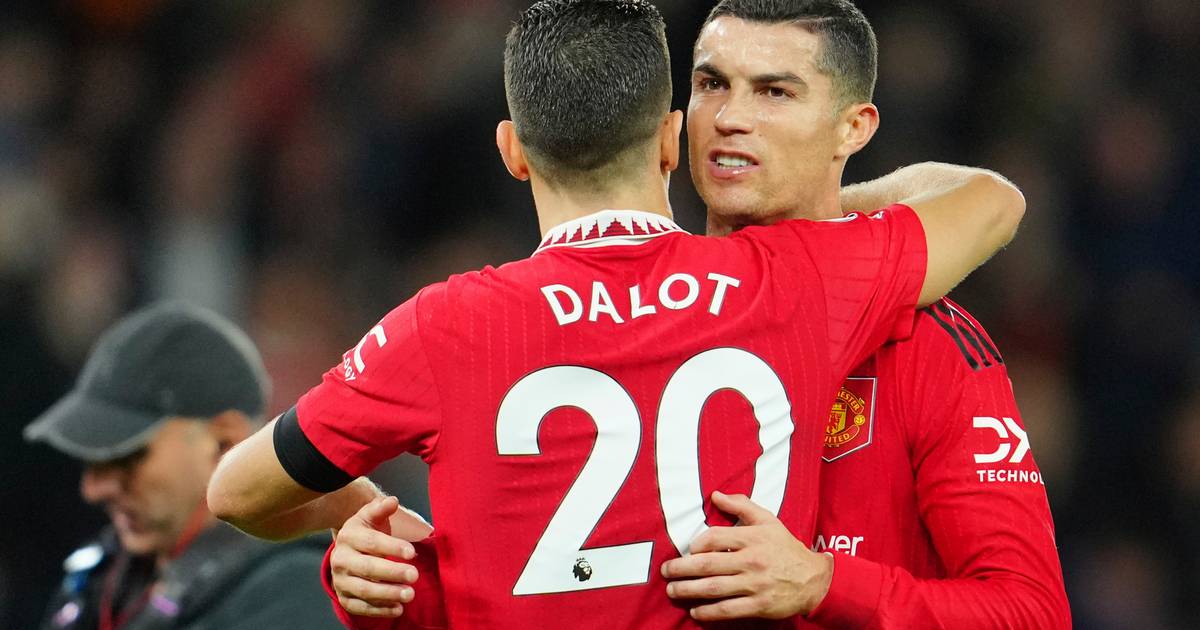 Manchester United overleeft storm van West Ham, leider Arsenal haalt ...