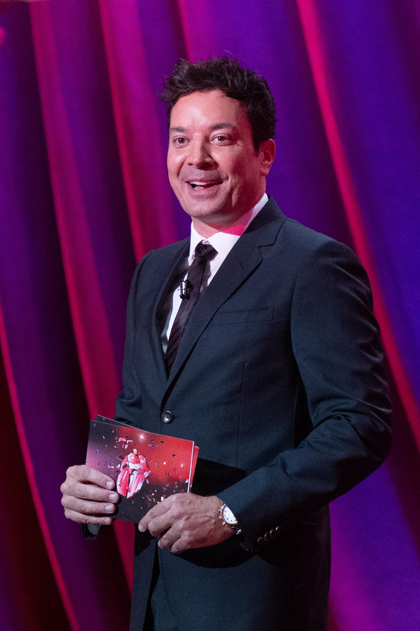 Jimmy Fallon s’excuse après des accusations de comportement toxique ...