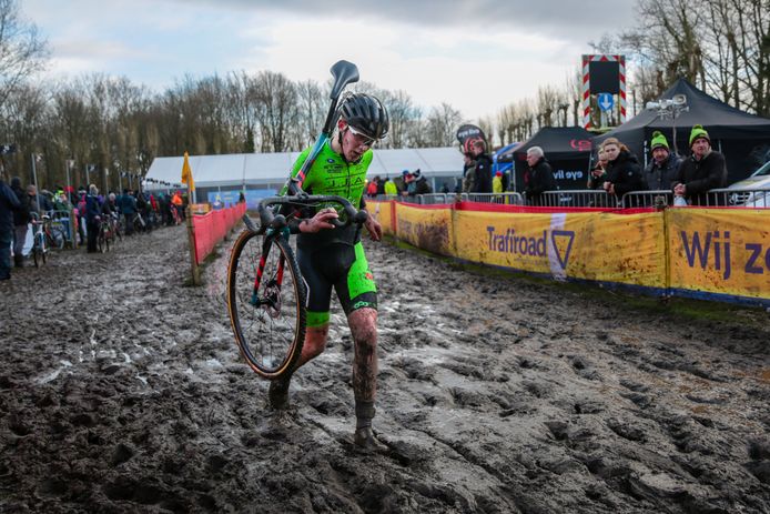 IN BEELD. Moet er nog modder zijn? Belgisch kampioenschap veldrijden ...