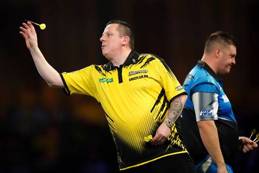 Ongekende deceptie voor Michael van Gerwen: einde WK na verrassende nederlaag | WK darts | AD.nl