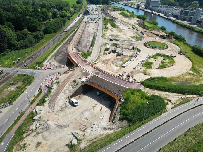 Werkzaamheden N346: fietsbrug bij station Lochem klaar | Lochem ...