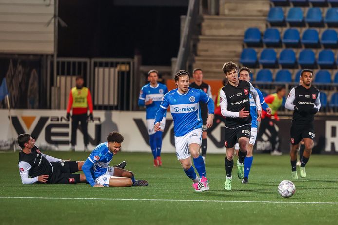FC Den Bosch geeft zekere winst weg tegen MVV: ‘Klootzakken zijn we met ...