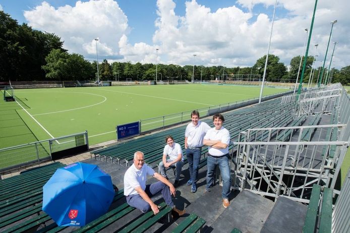Vijfduizend man naar uitzwaaiwedstrijd hockeydames in Breda | Nieuws ...