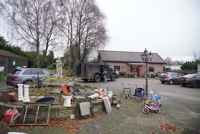 Is het een beest, een stormram, een fort? Nee, het is de Bearcat ...