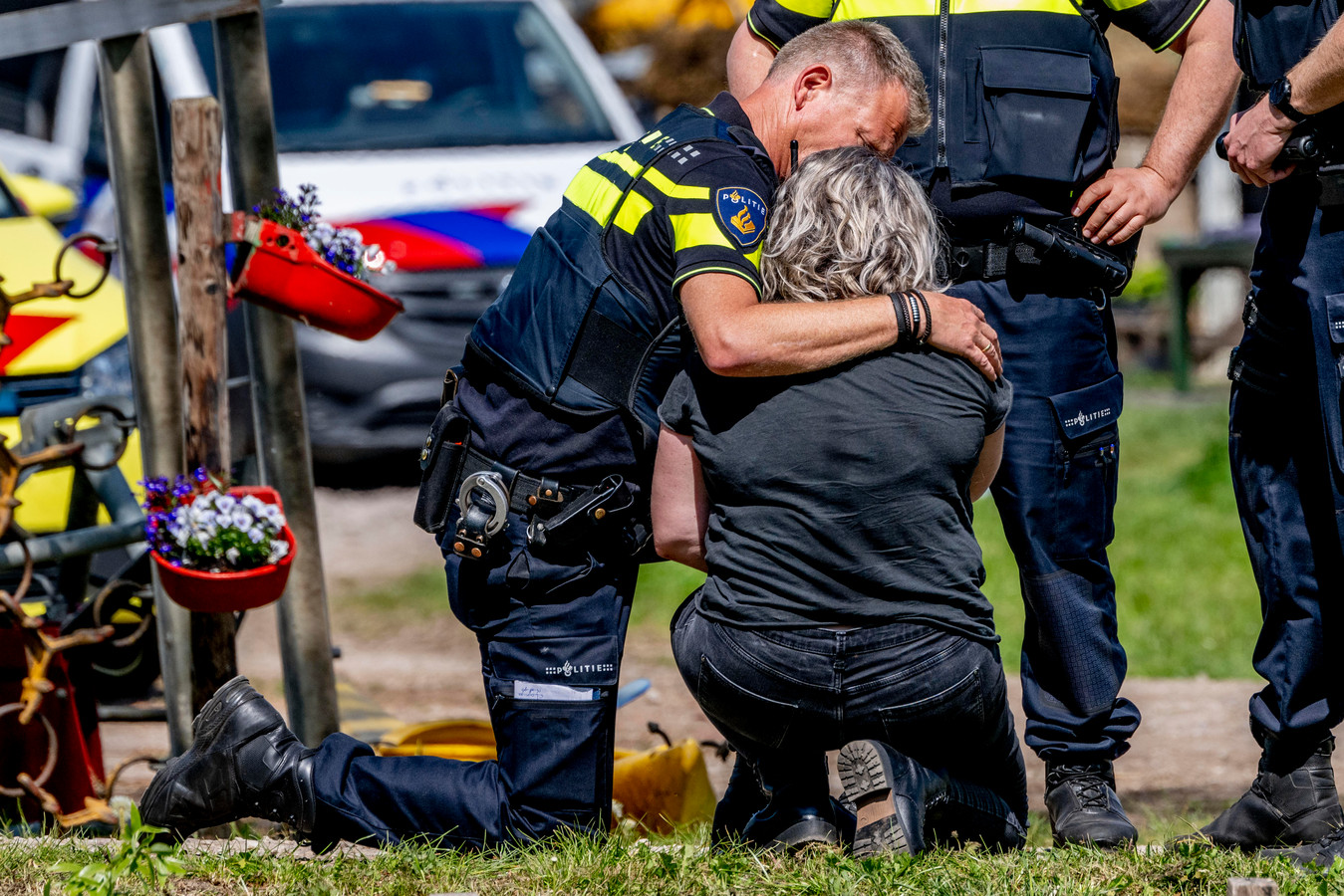 Hoe schutter John S. de veilige zorgboerderij in Alblasserdam ...