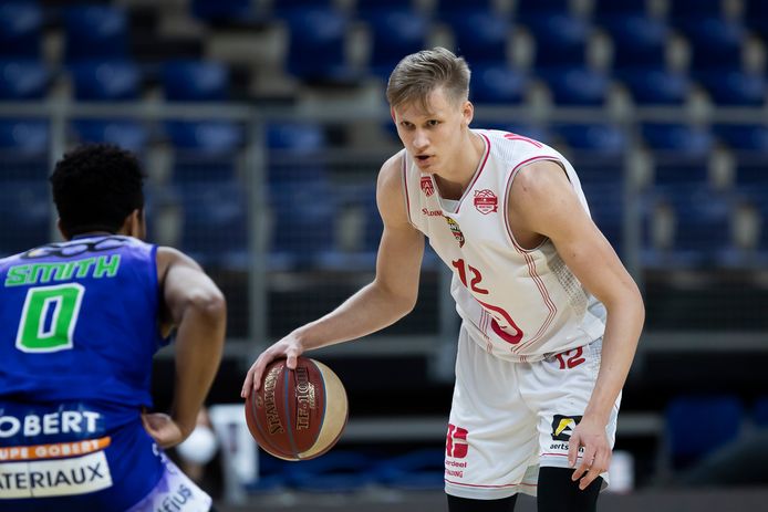 Belg Vrenz Bleijenbergh maakt indruk tijdens workout bij NBA-ploegen ...