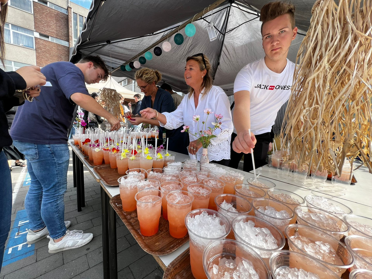 IN BEELD. Hotelschool Hasselt viert nieuw schooljaar met festival vol ...