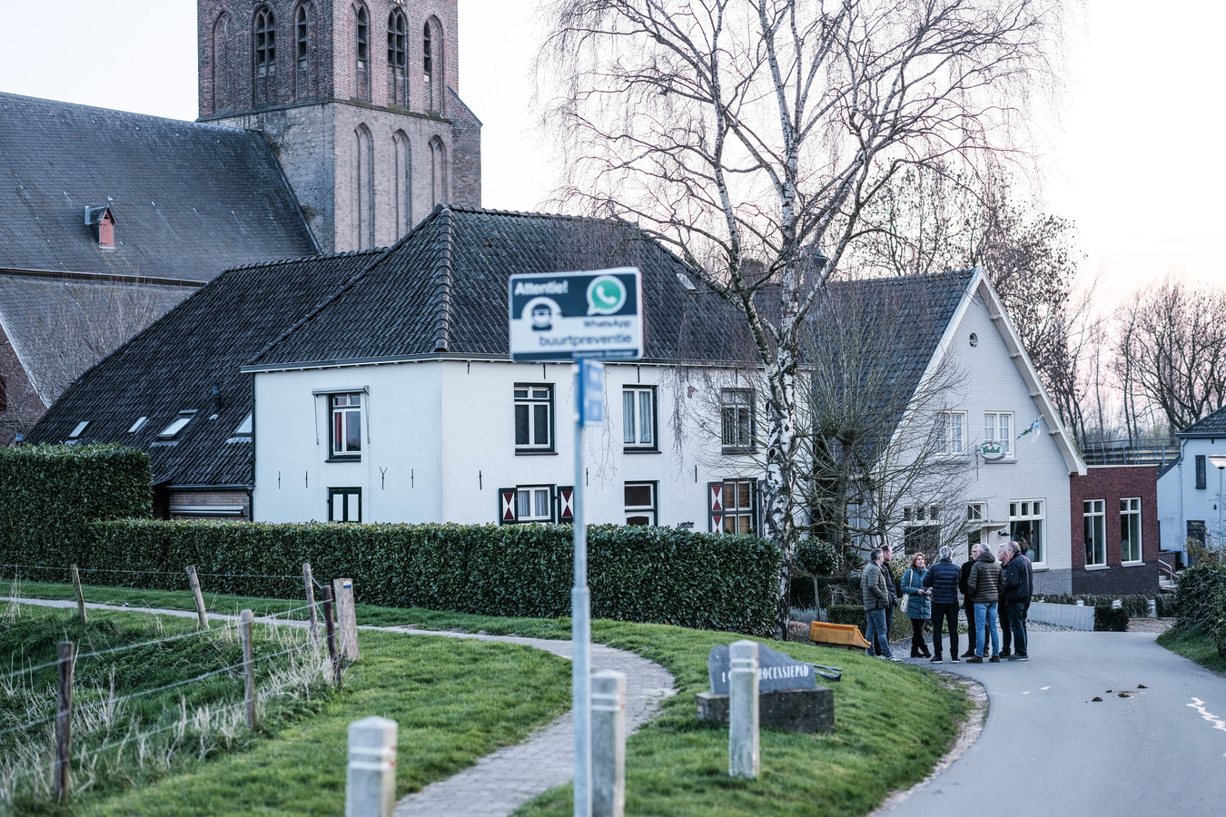Oud-Zevenaar komt met actieplan om dorp te redden: ‘De handen uit de ...
