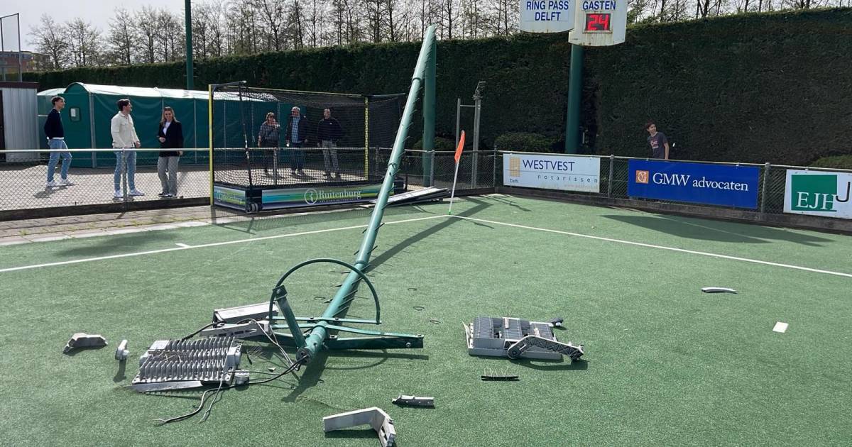 Raadsel waarom lichtmast omviel bij veld Ring Pass Delft: ‘Vorig jaar ...