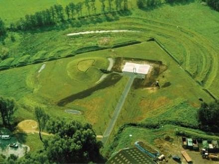 Wat zijn die mysterieuze cirkels: een middeleeuwse burcht of gewoon een ...